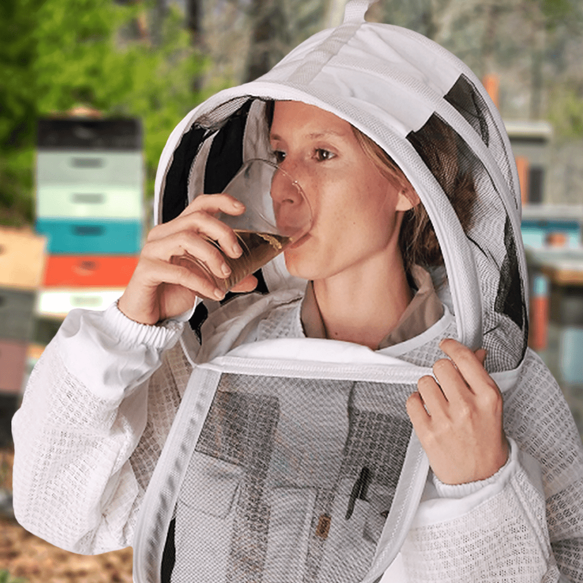 Get Beekeeping Veils with Round & Fencing Hats at OZ Armour EU